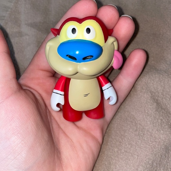 Toys | Kidrobot 217 Vidcon International Stimpy Vinyl Character | Poshmark